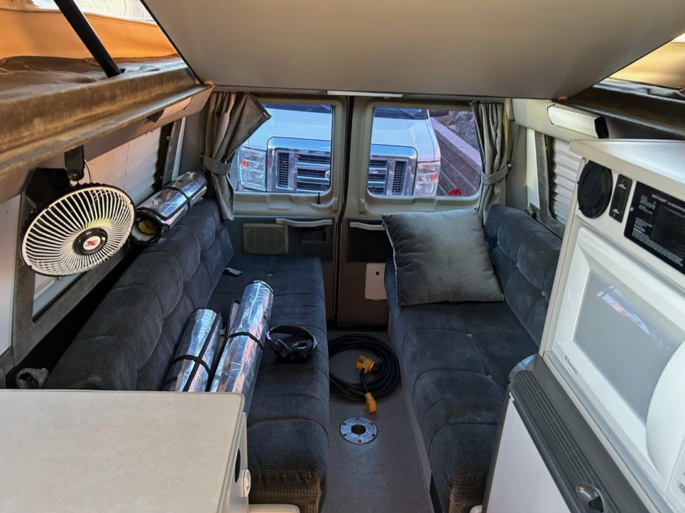 2006 Ford E350 EB