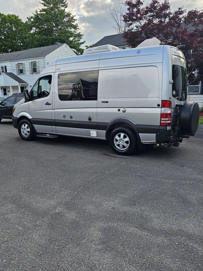 2018 Mercedes Sprinter 3500 170’ - Sportsmobile