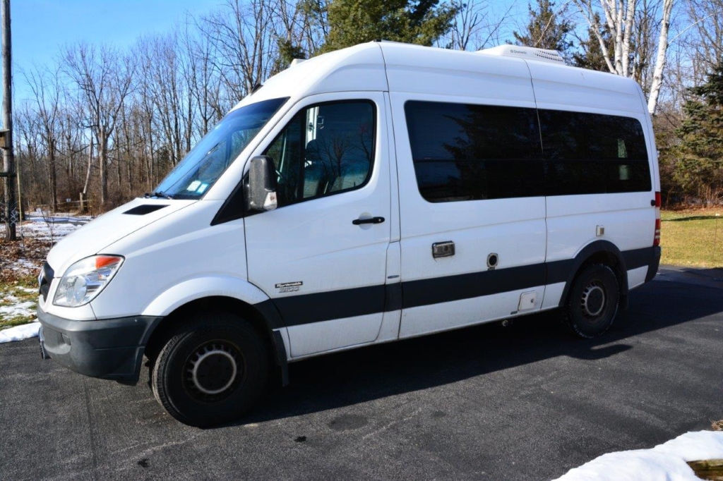 2019 Mercedes Sprinter 2500 144” 4x4
