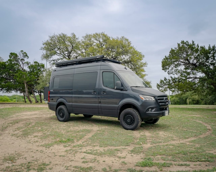 Sprinter Camper Van: Room for the entire Family