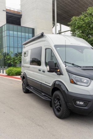 2024 Ford Transit Trail 148" HR AWD 350