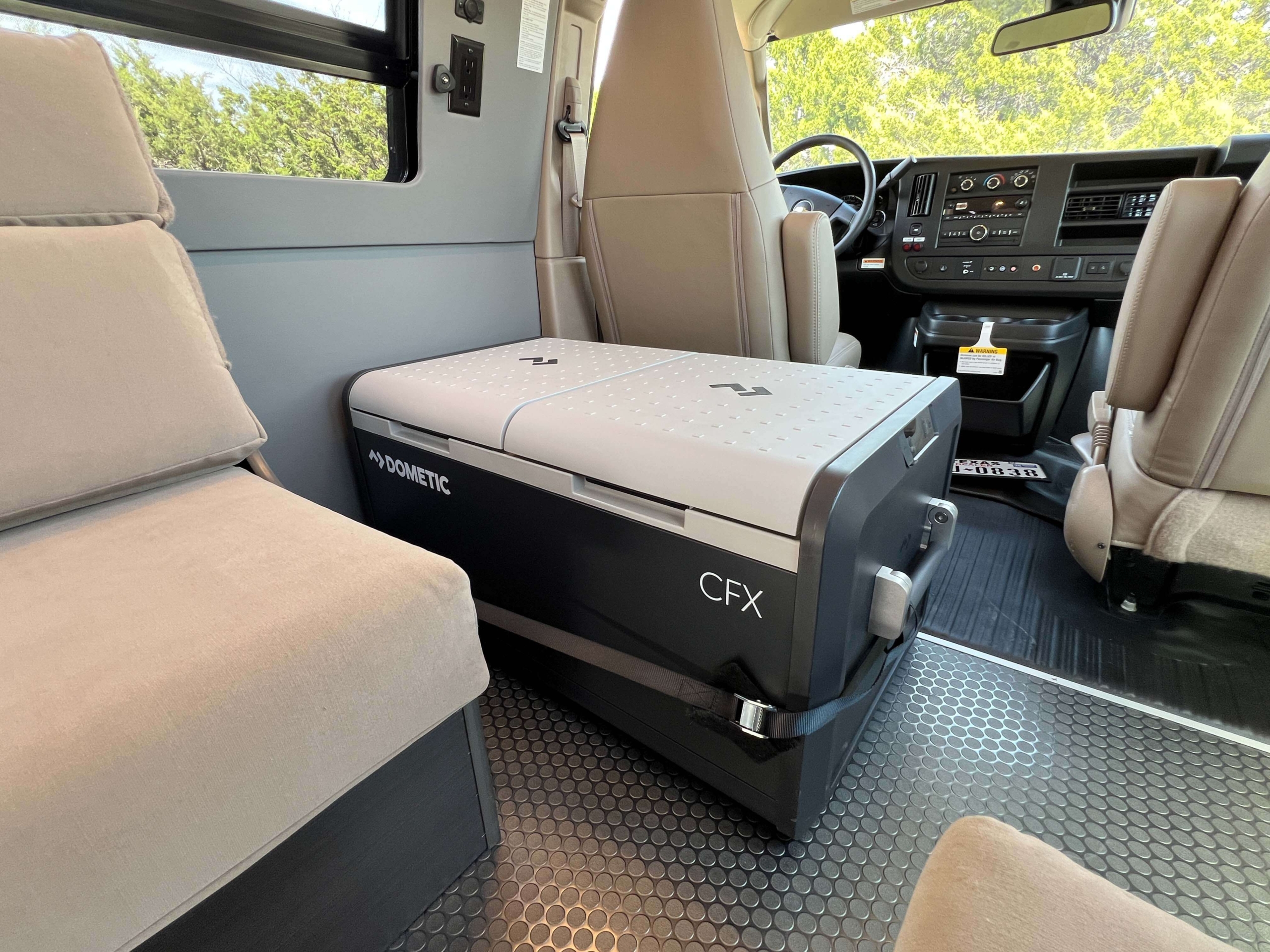 Chevy EB 4x4 - Sportsmobile
