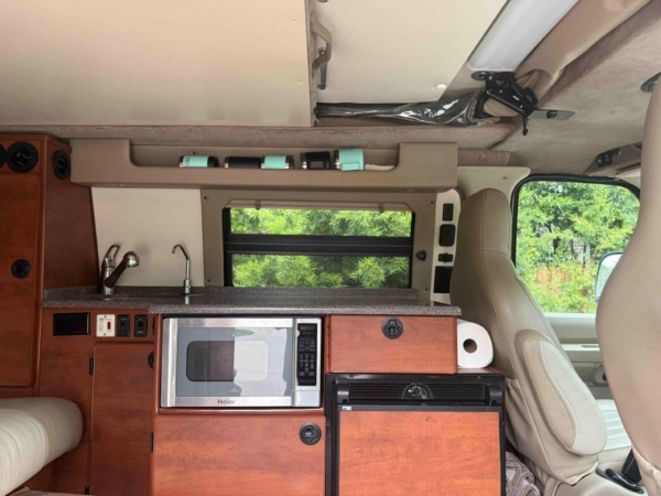 2011 E-350 RB Sportsmobile 4x4