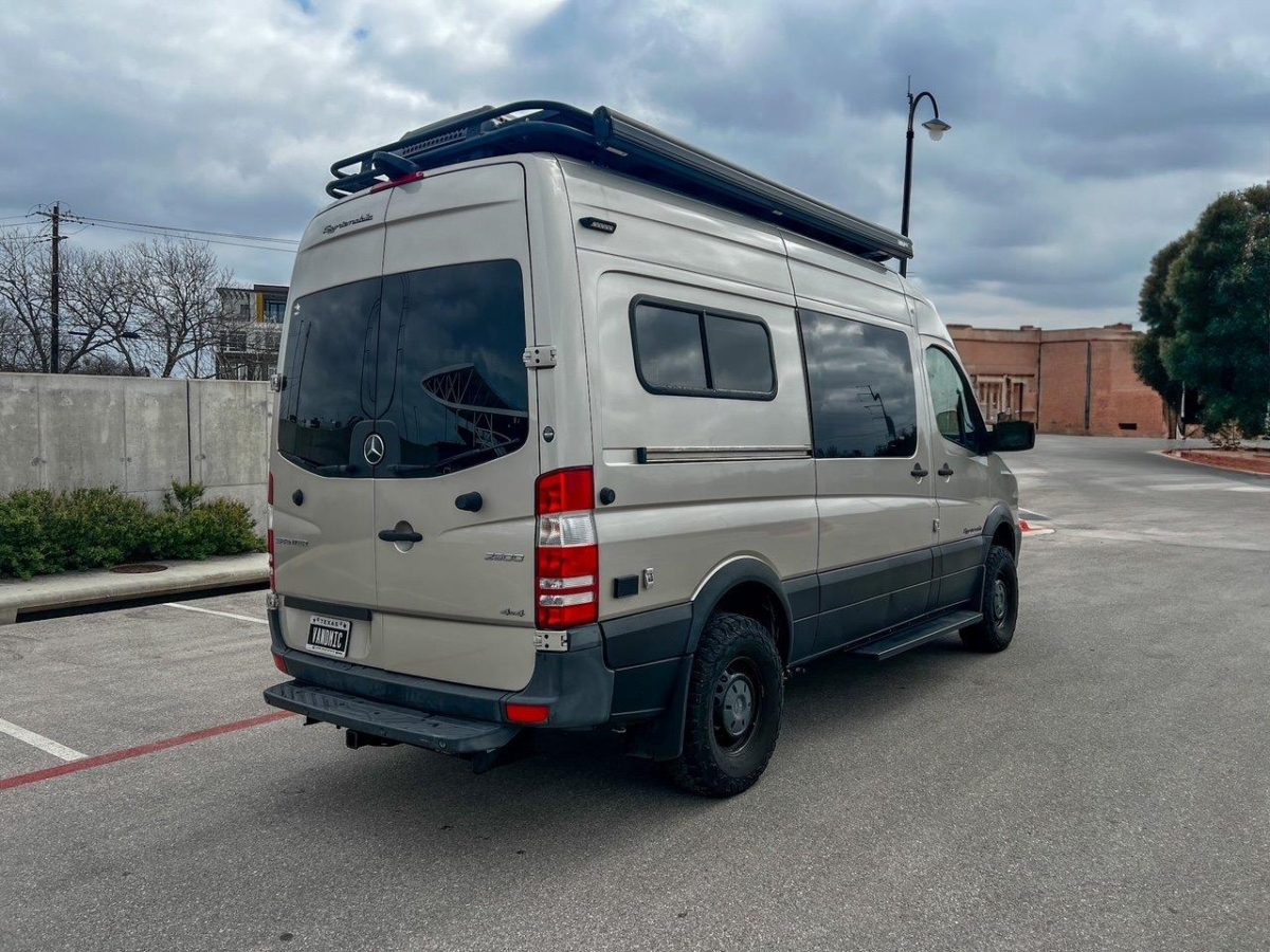 2018 Mercedes Sprinter 2500 144” 4x4