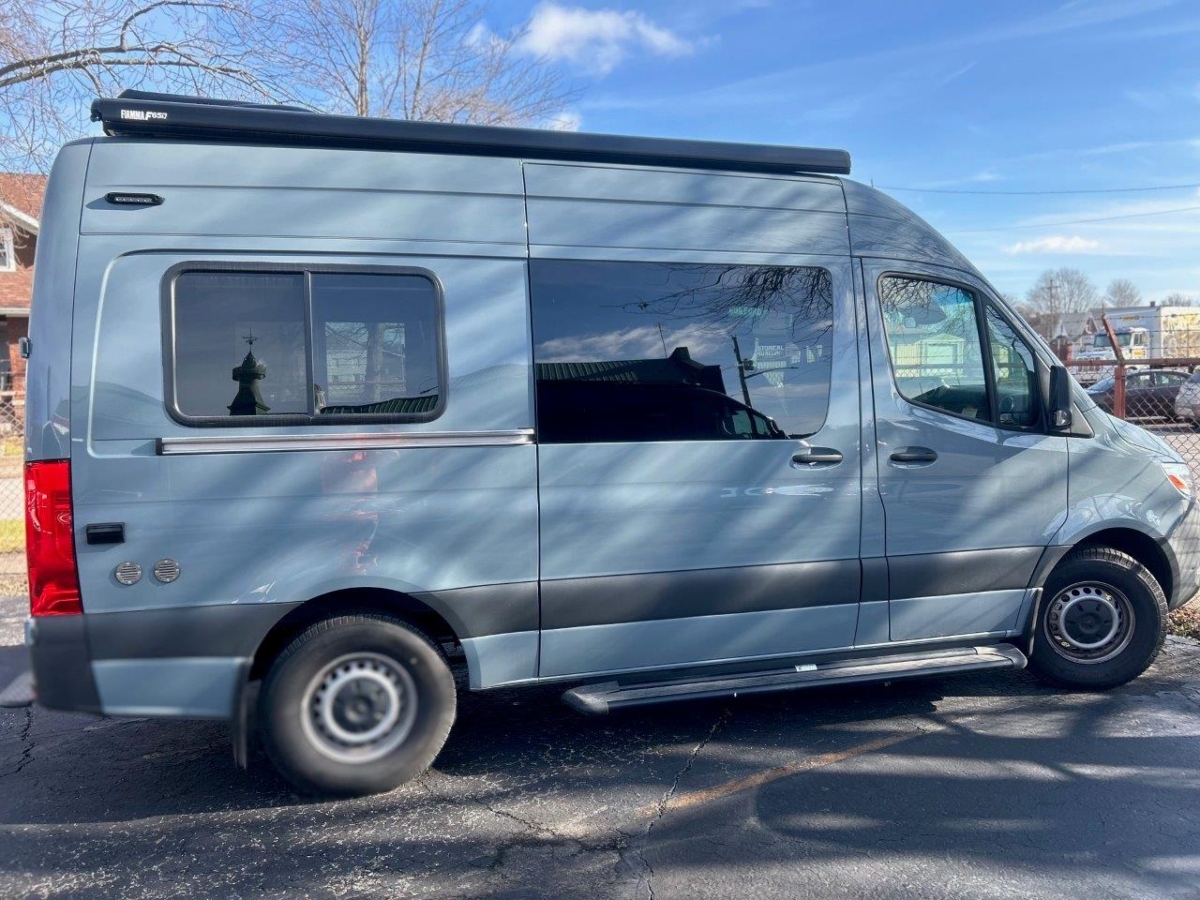 2022 Mercedes Sprinter 144” 2500 2WD