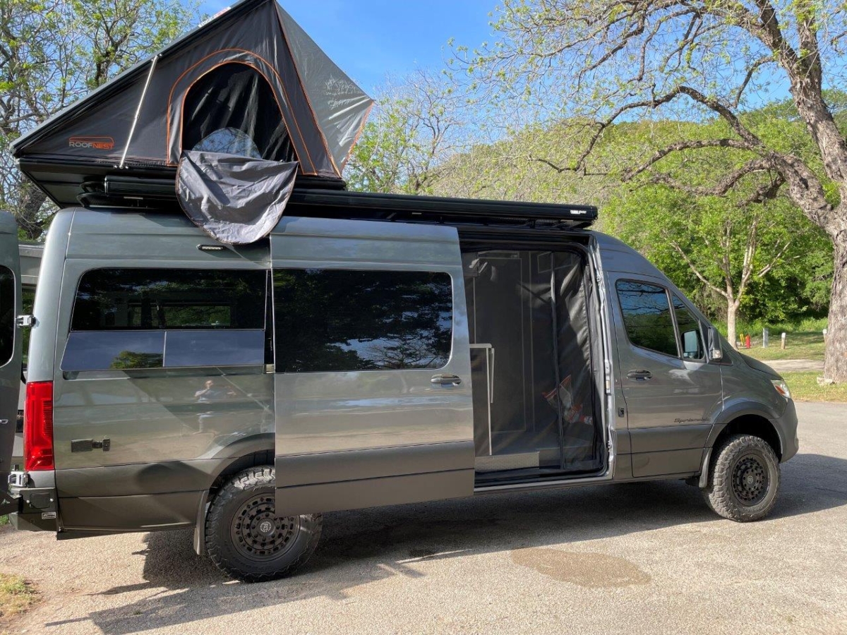 2021 Mercedes Sprinter 2500 170” EB