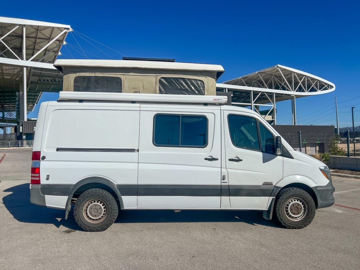 2014 Mercedes Sprinter 144” 2500 | 2x4 | PH