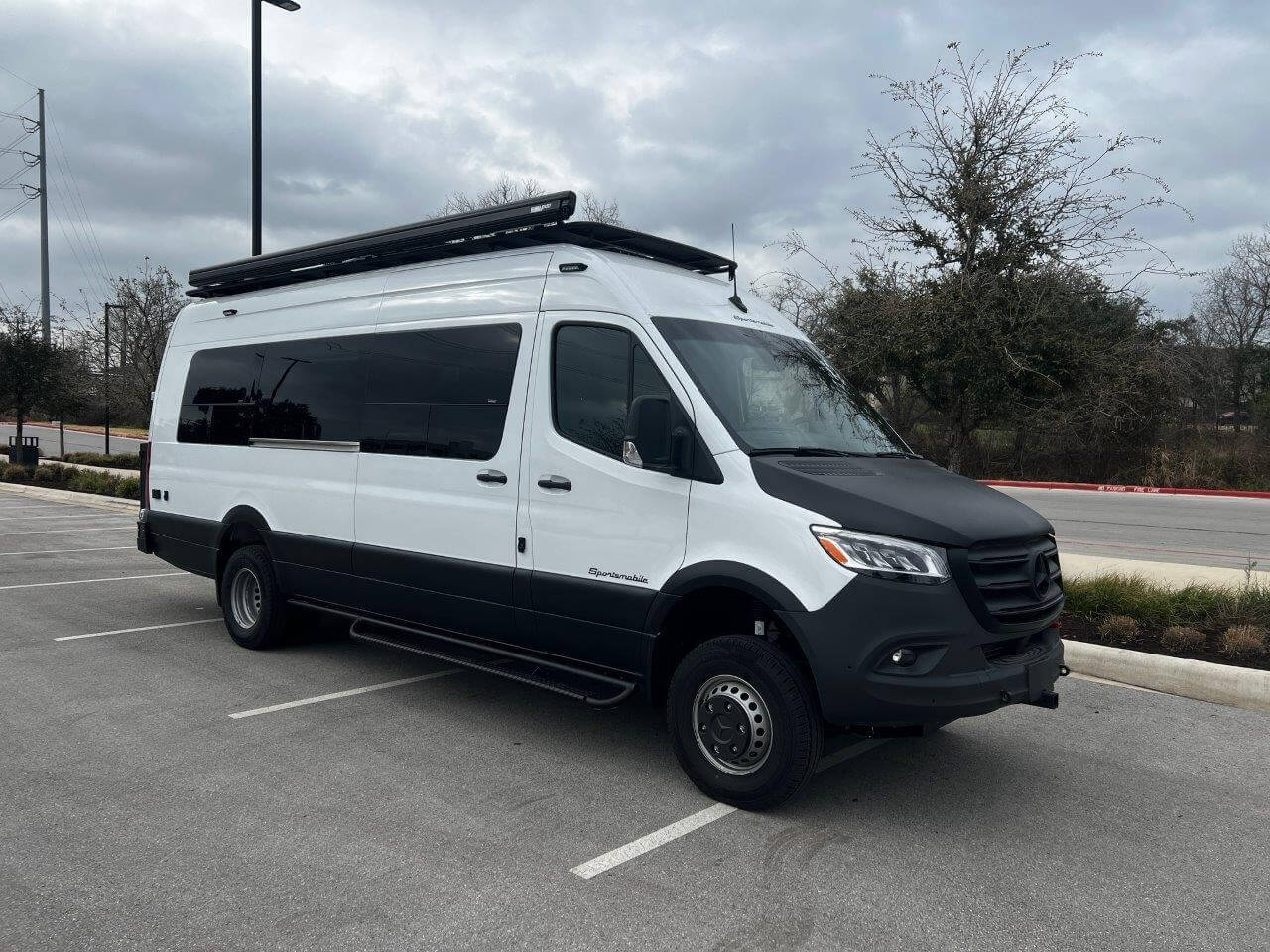 Sprinter 170 with Large Dinette - Sportsmobile