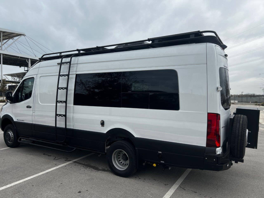 Sprinter 170 with Large Dinette - Sportsmobile