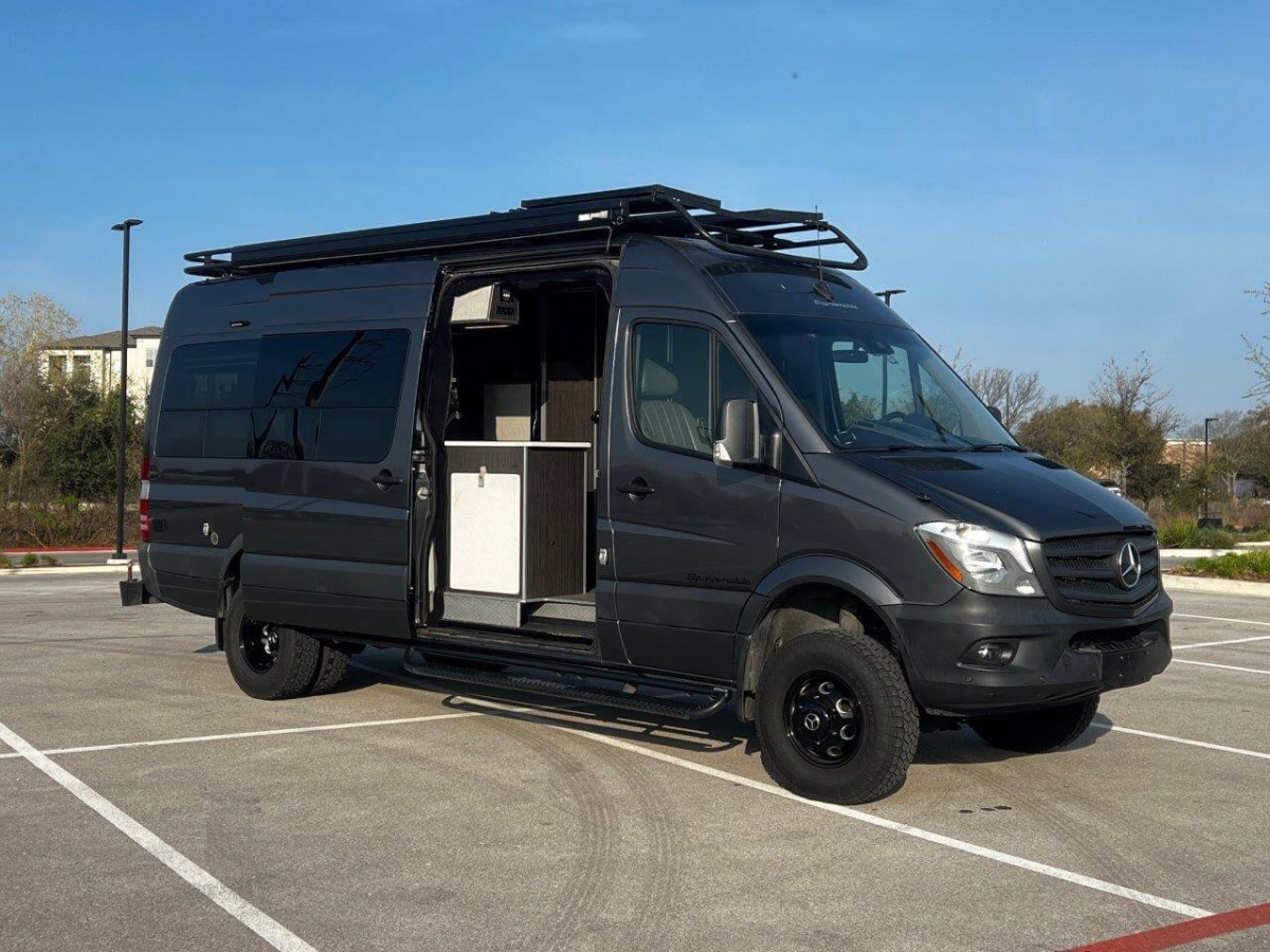 2018 Mercedes Sprinter 3500XD 170” 4x4