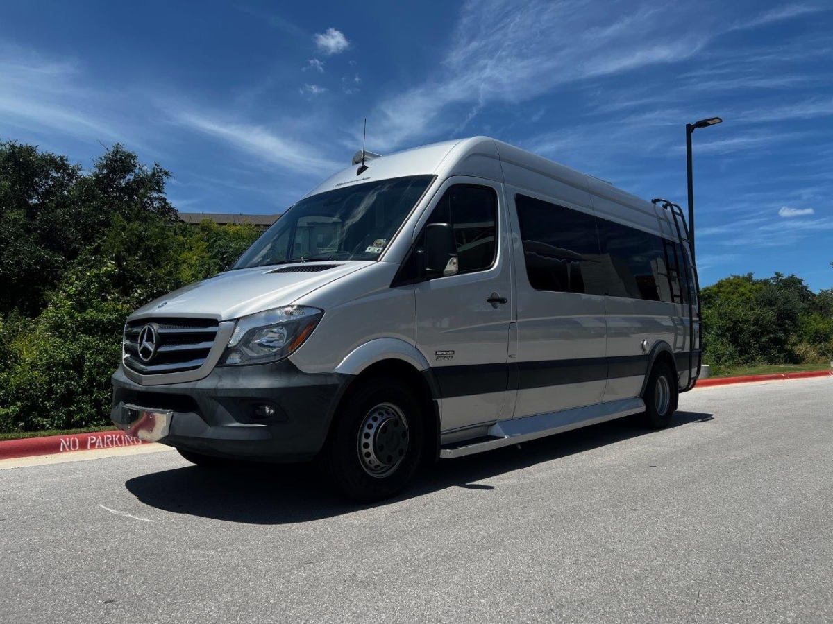 2014 Mercedes Sprinter 3500 Dually
