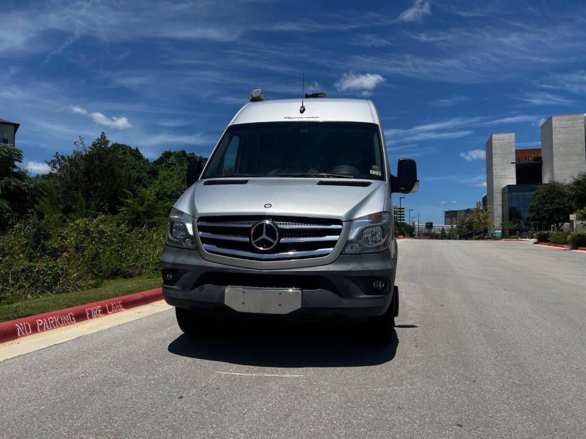 2014 Mercedes Sprinter 3500 Dually