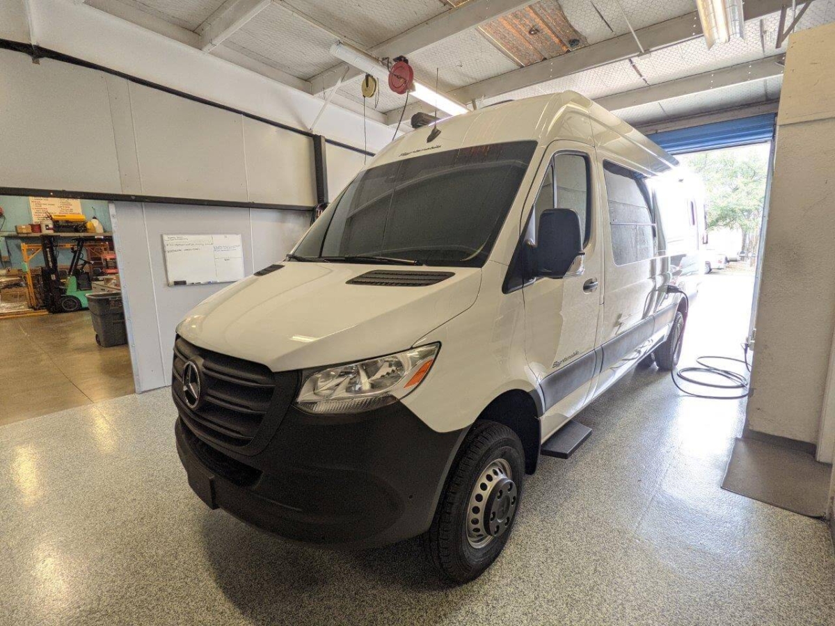 Sprinter 170 Rear Garage - Sportsmobile
