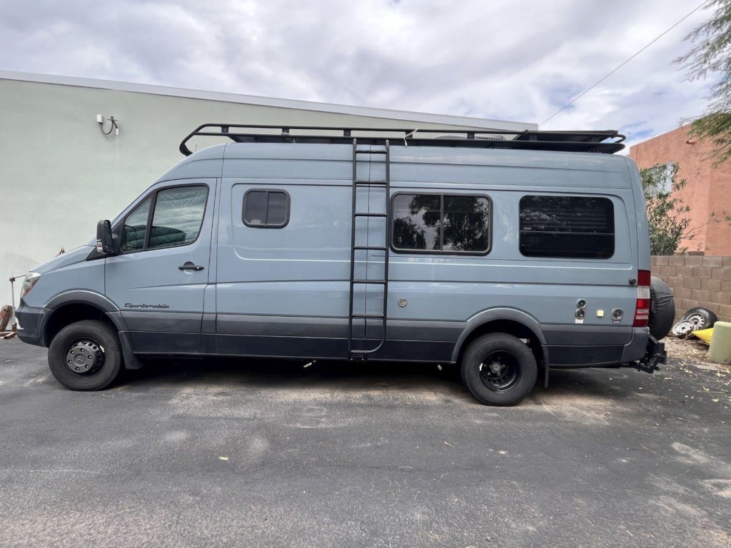 2018 Mercedes Sprinter 170'' 4x4