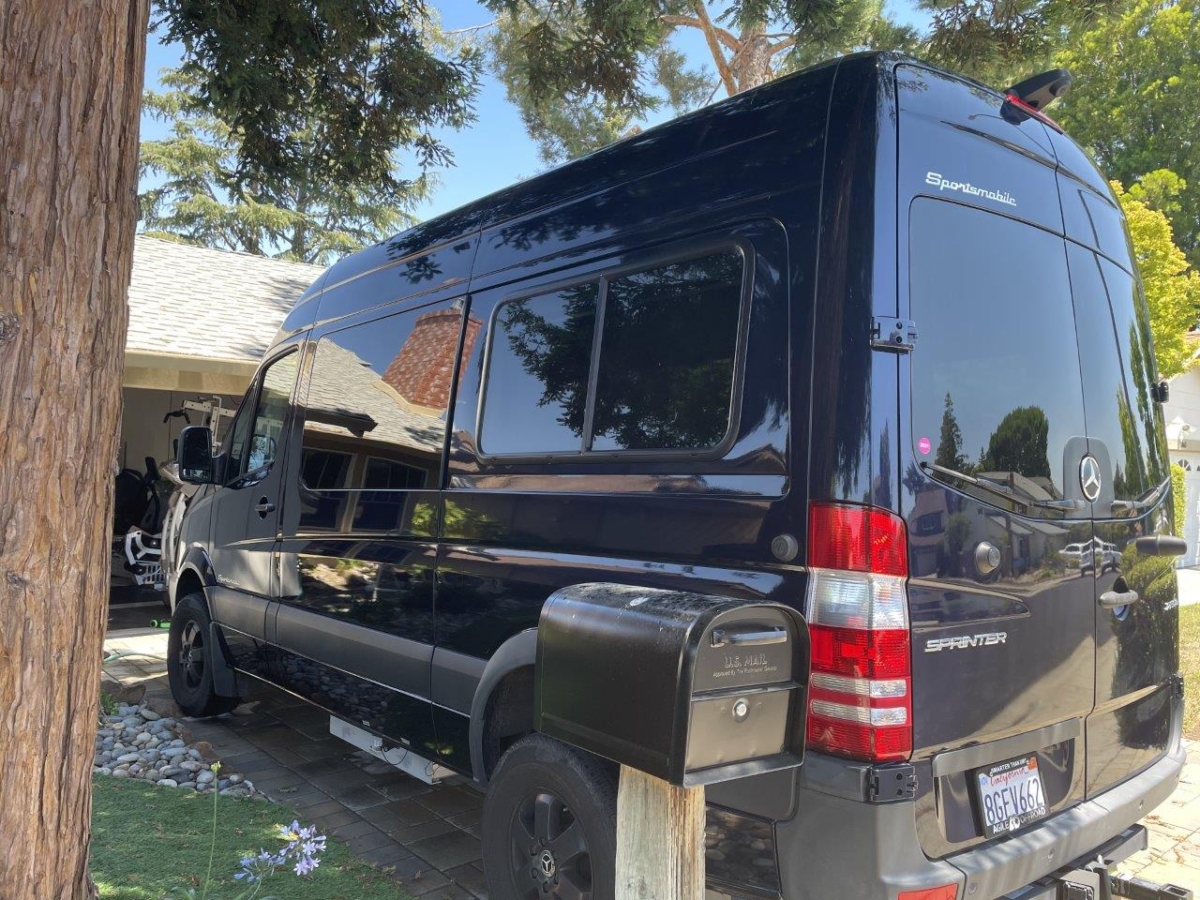 2018 Sprinter 144 HR - Sportsmobile