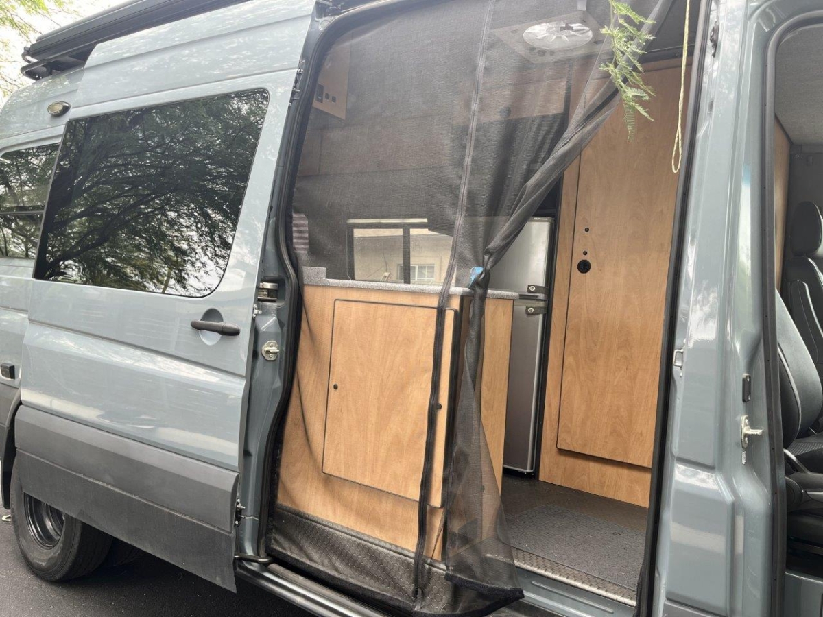 2018 Mercedes Sprinter 170'' 4x4